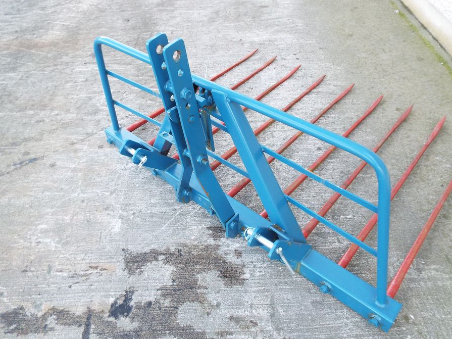 9 Tine Trip Buck Rake - McCullagh Machinery