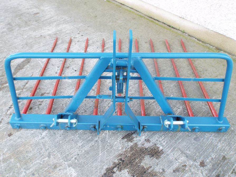 9 Tine Trip Buck Rake - McCullagh Machinery