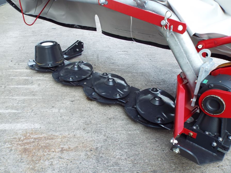 New FPM 5ft 6in 4 Disc Mower - McCullagh Machinery