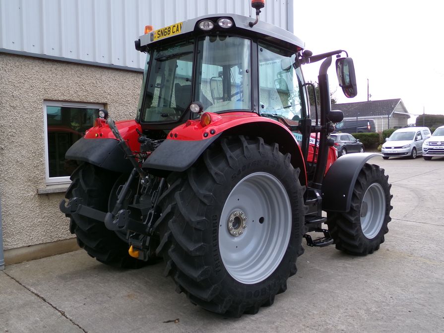 2018 Massey Ferguson 5713S - McCullagh Machinery