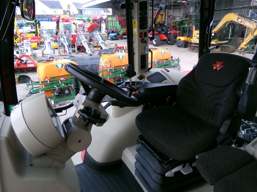2018 Massey Ferguson 5713S - McCullagh Machinery