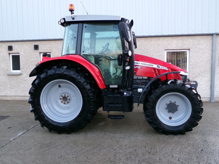 2018 Massey Ferguson 5713S - McCullagh Machinery