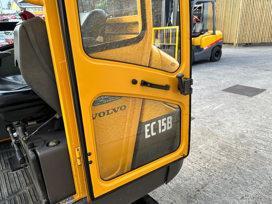 Used Volvo EC15B 1.5 Tonne Digger - McCullagh Machinery
