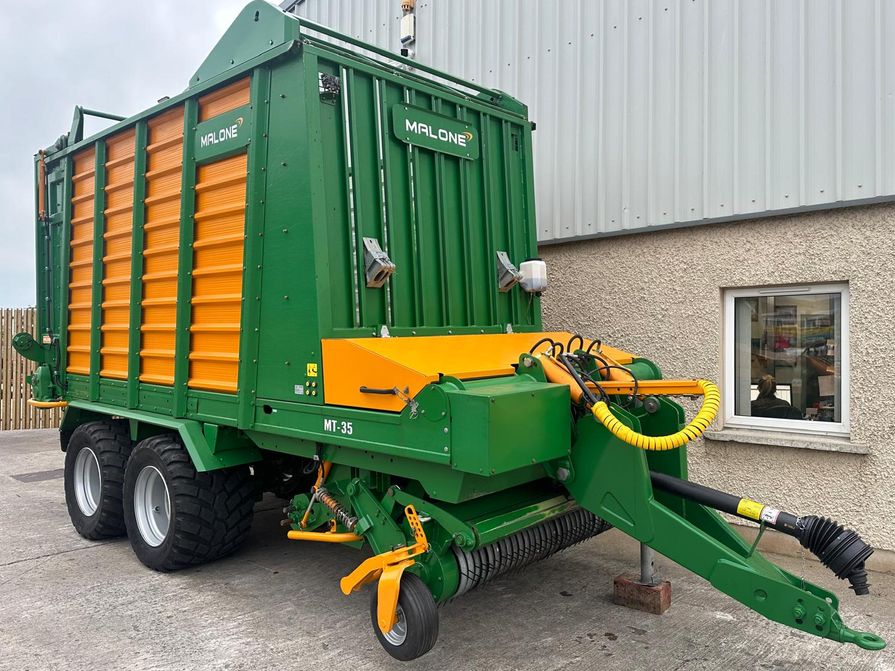 2017 Malone MT35 Silage Wagon - McCullagh Machinery