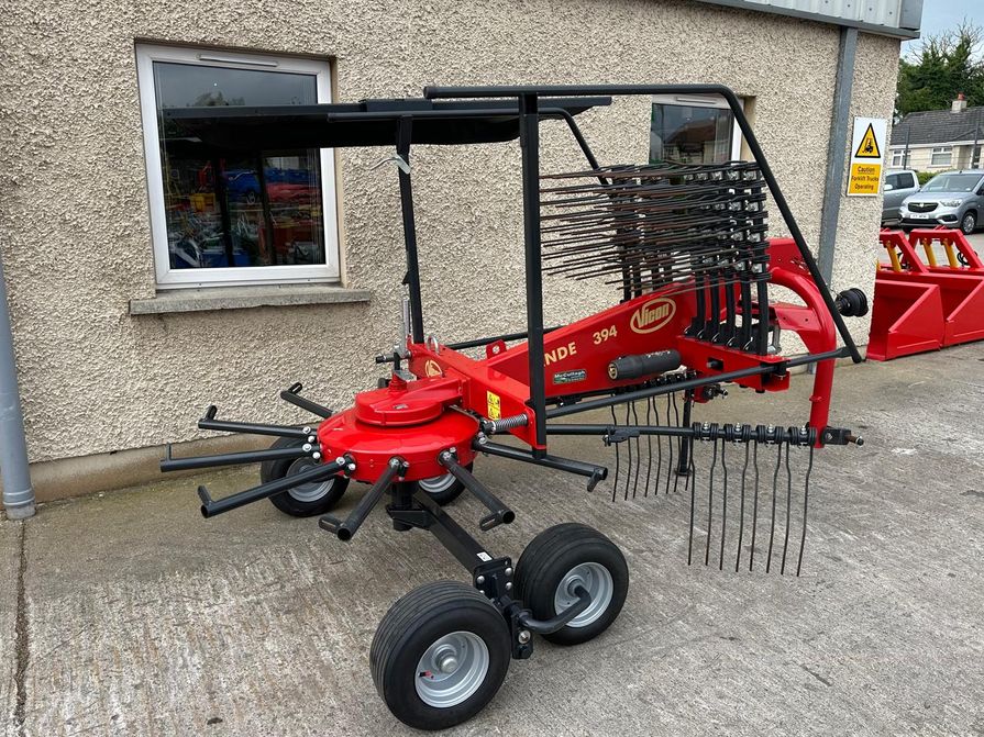 Demo Vicon Andex 394 Single Rotor Rake - McCullagh Machinery
