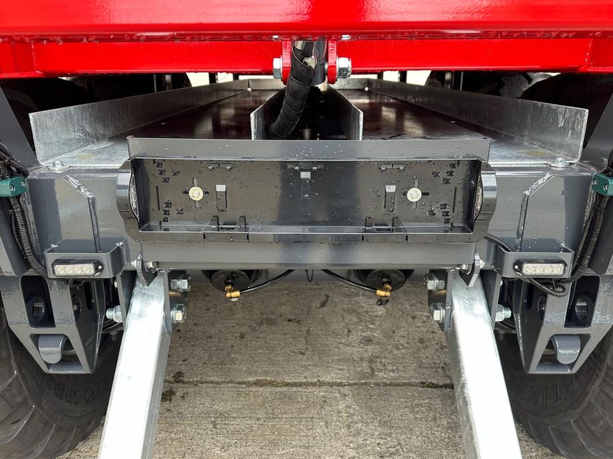 New Chieftain SB16 Fasttow 16 Tonne Trailer - McCullagh Machinery