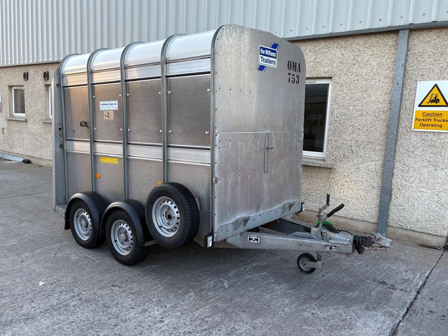 New Ifor Williams TA510 16ft Tri-Axle Cattle Trailer - McCullagh Machinery