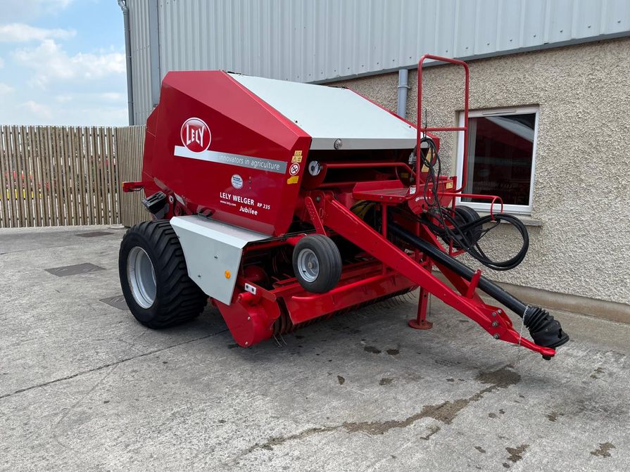 2009 Lely Welger Jubilee 13 Knife Round Baler - McCullagh Machinery