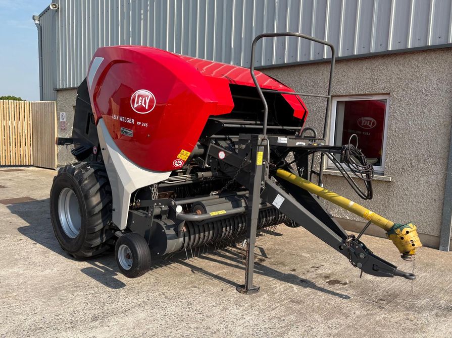 2018 Lely Welger 245 Xtracut 17 Knife Round Baler - McCullagh Machinery