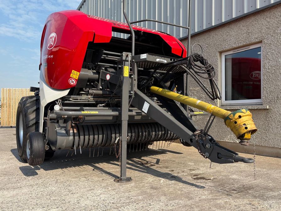 2018 Lely Welger 245 Xtracut 17 Knife Round Baler - McCullagh Machinery
