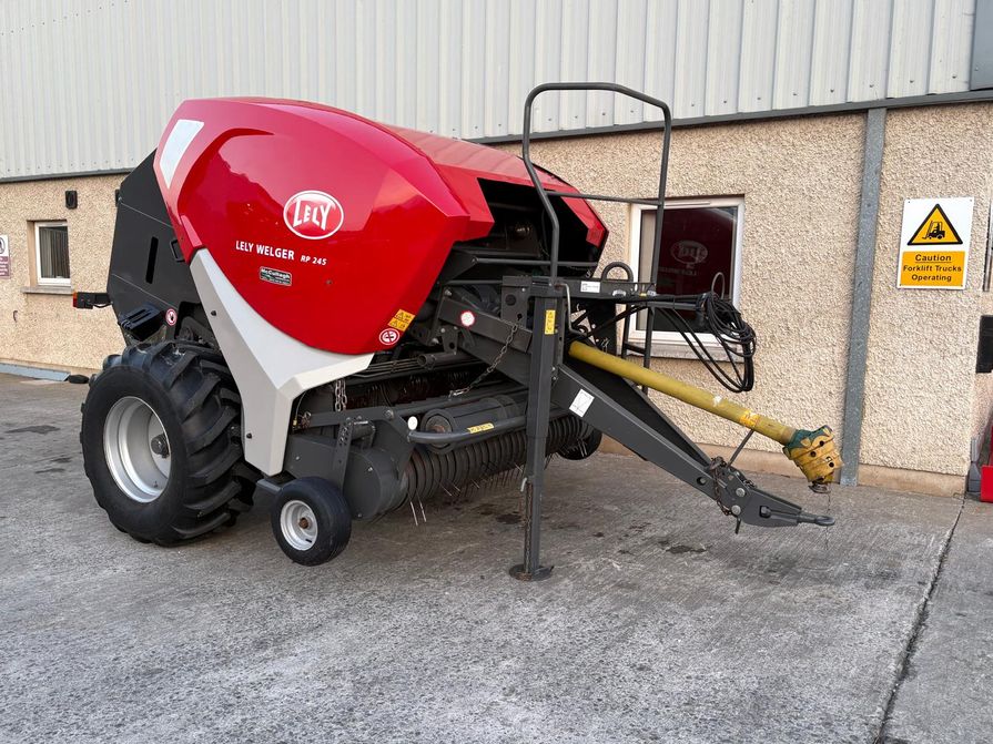 2018 Lely Welger 245 Xtracut 17 Knife Round Baler - McCullagh Machinery