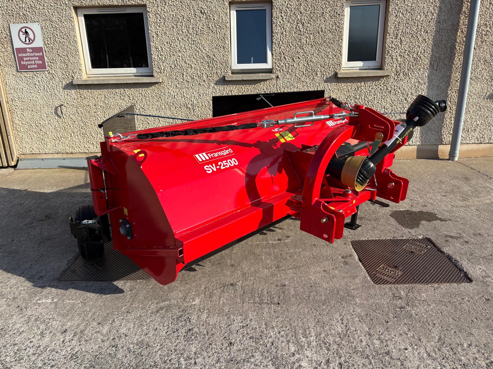 Used Kuhn FC283 G11 9ft Mounted Mower Conditioner - McCullagh Machinery