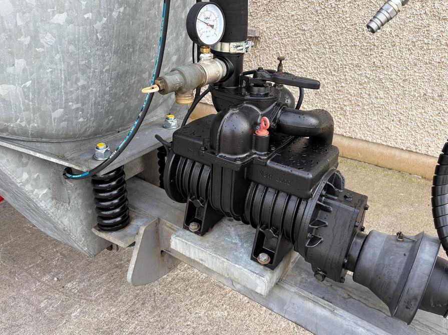 Used MCM 1300 Gallon Slurry Tanker - McCullagh Machinery