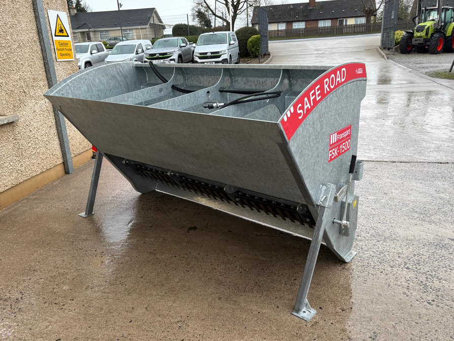 New Fransgard Self-Loading Spreader - McCullagh Machinery